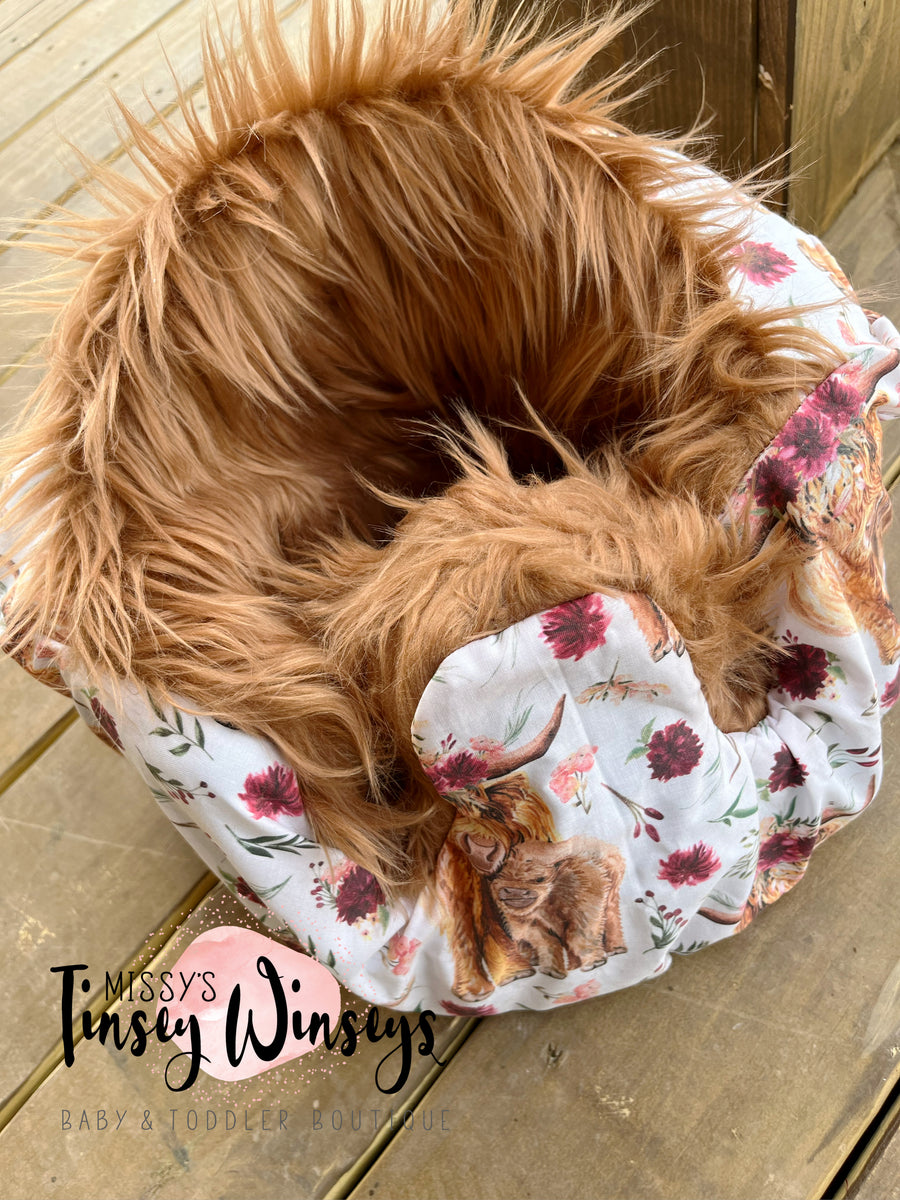 Floral Highland Cow Bumbo Seat Cover – Missy’s Tinsey Winseys